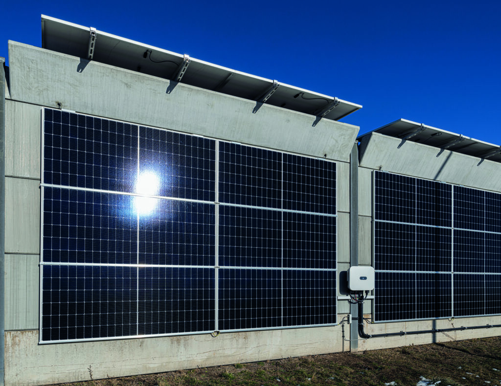 NOISE BARRIERS AS A SOLAR POWER PLANT | Kirchdorfer